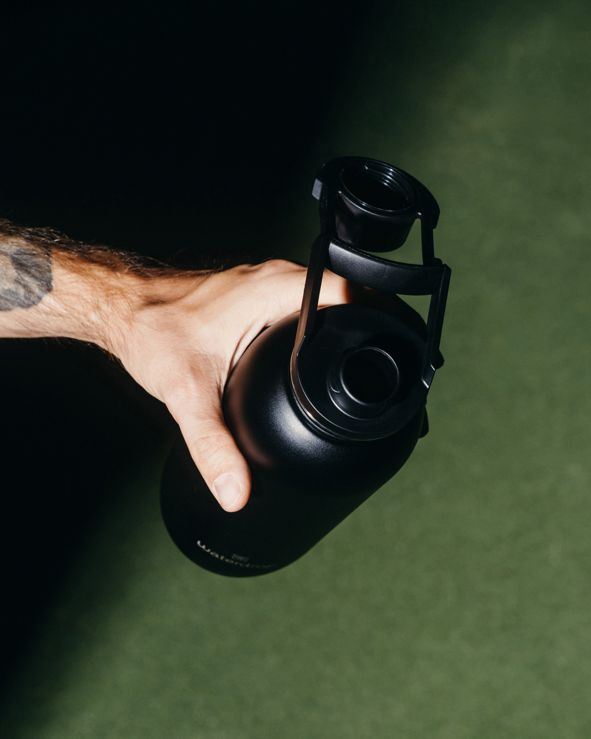 Swing Lid with Attached Cap | waterdrop®